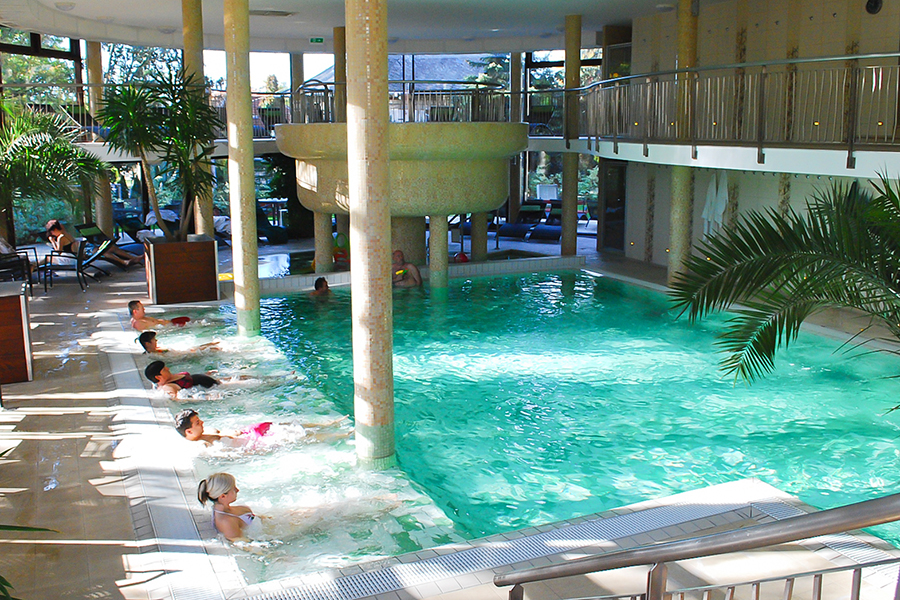 Gyulai Várfürdő képek - Termálfürdő.hu